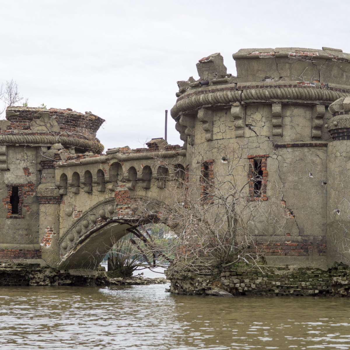 Pollepel Island: New York's Explosive Island in the Hudson River