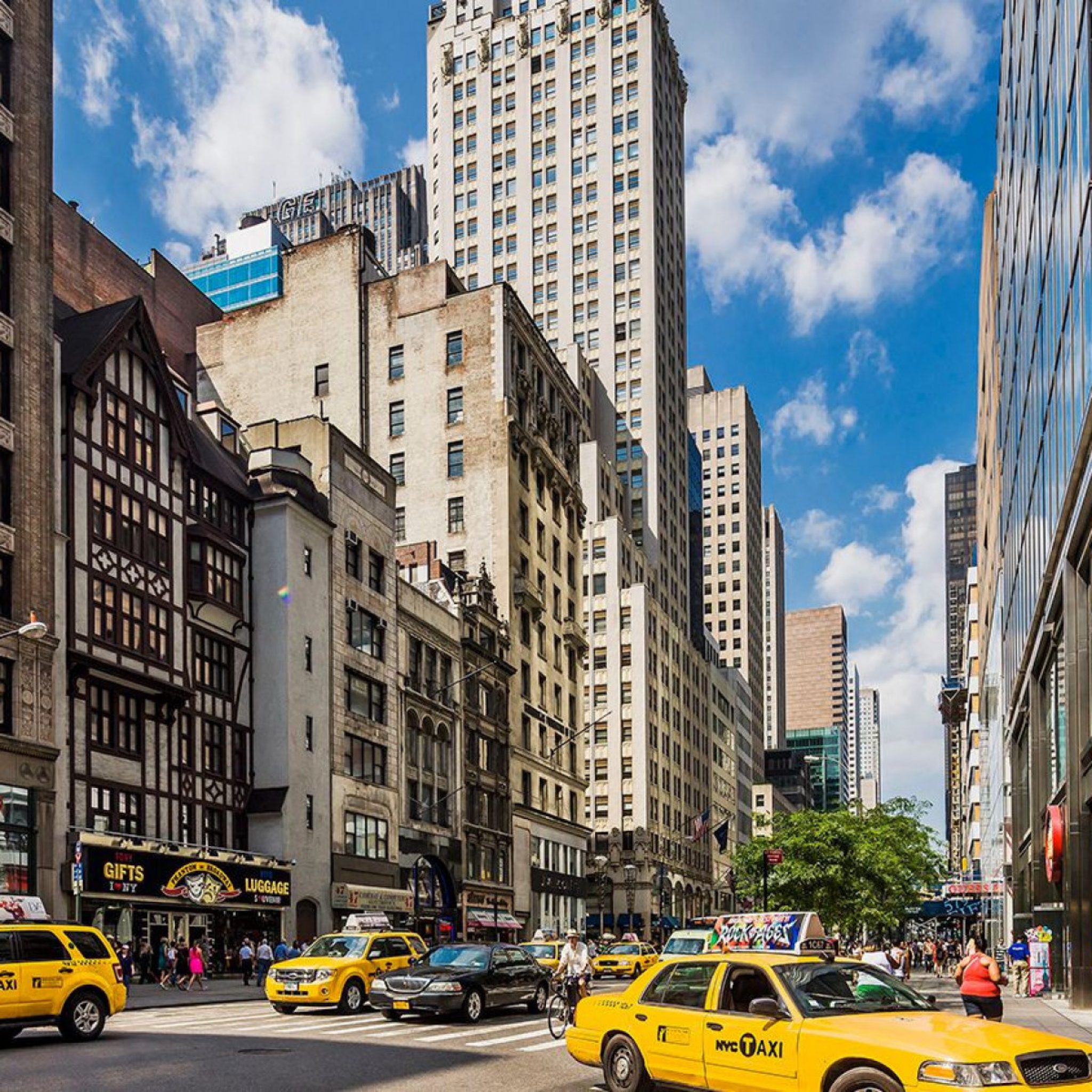 Webcams in New York: You are Caught